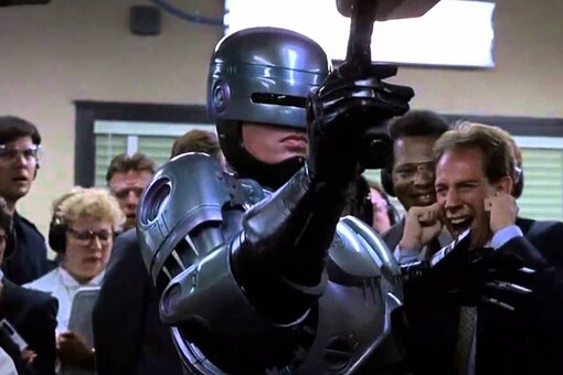 RoboCop Returns: District 9 Director Tapped to Helm Reboot of Sci-fi ...