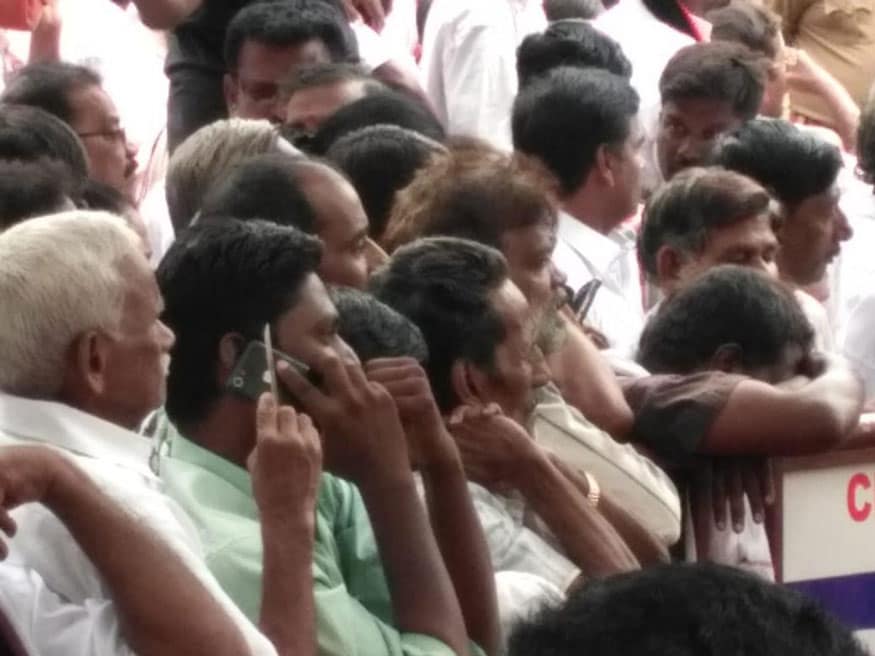Emotional Scenes Outside Hospital as Karunanidhi Passes Away at 94 - News18