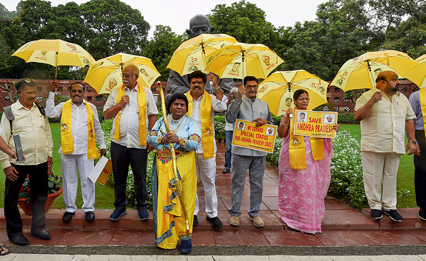 PHOTOS| Different Avatars of TDP MP Naramalli Sivaprasad - News18