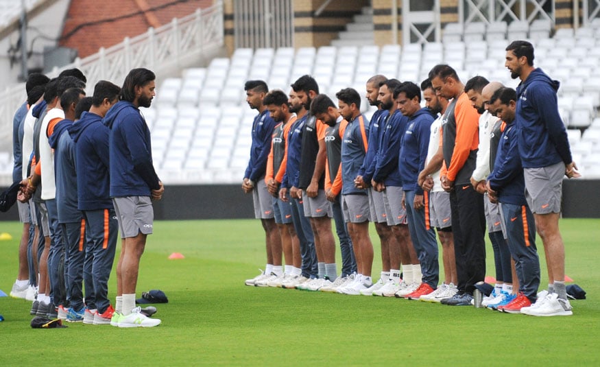 Indian Cricketers Pay Tribute to Legendary Captain Ajit Wadekar