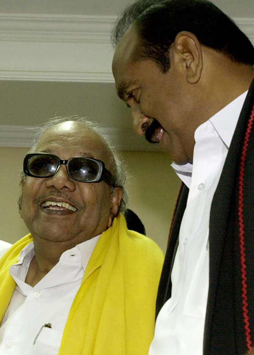 M Karunanidhi With Prominent Leaders of Indian Politics - News18