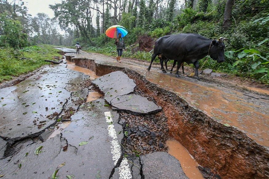 12 Killed, Over 5,000 Displaced in Karnataka Floods; Rains Cut off ...