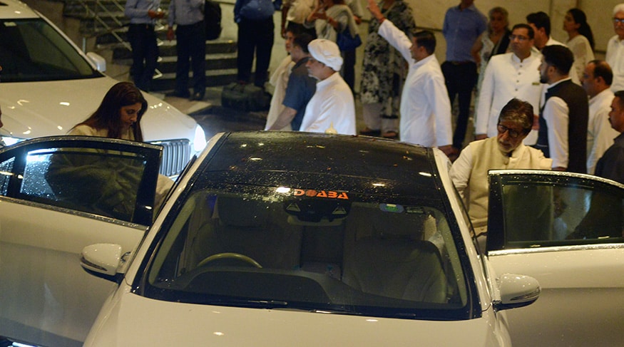 PHOTOS| Rajan Nanda's Ashes Immersed in Ganga at Haridwar - News18