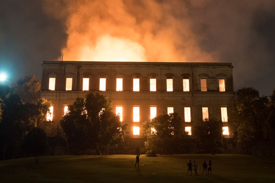 Massive Fire Engulfed Brazil's 200-Year-Old National Museum - News18