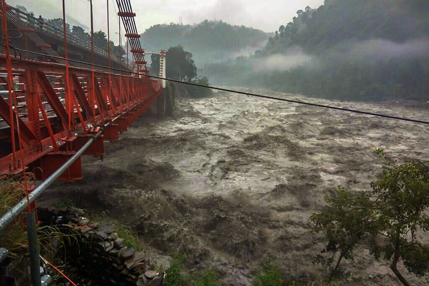 Heavy Rains Trigger Flash Floods in Himachal Pradesh; See Pictures - News18