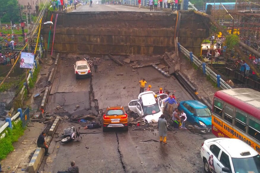 Majerhat Bridge Collapses in Kolkata: Rescue Operations On - News18
