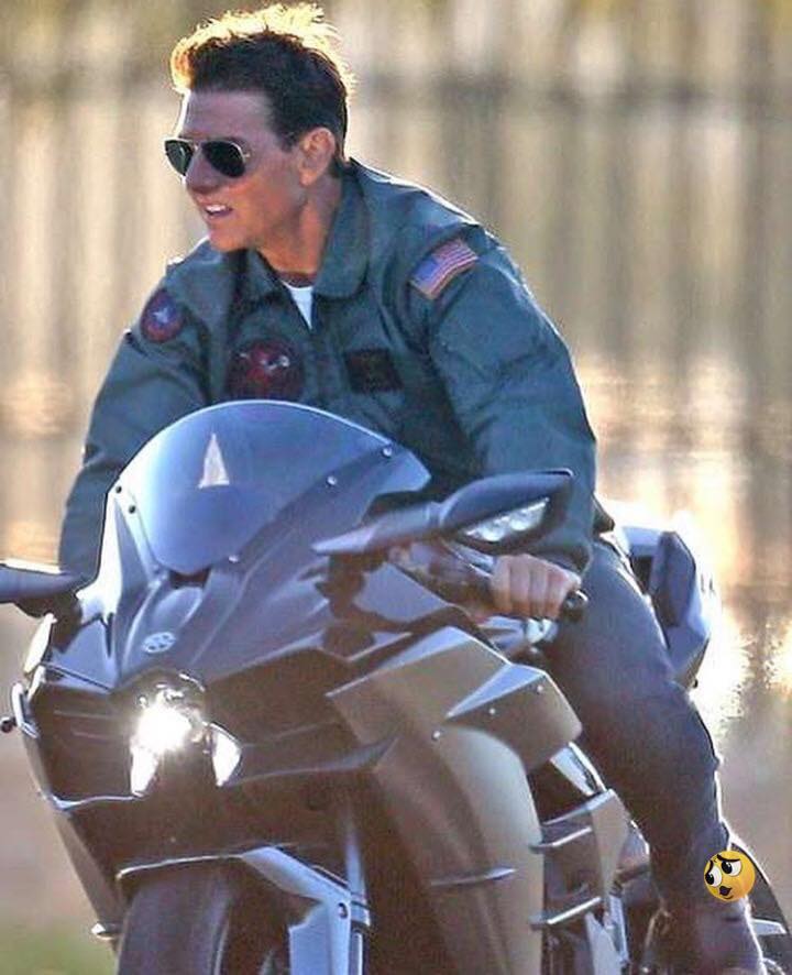PICS: Hollywood Actor Tom Cruise Riding Kawasaki Ninja H2