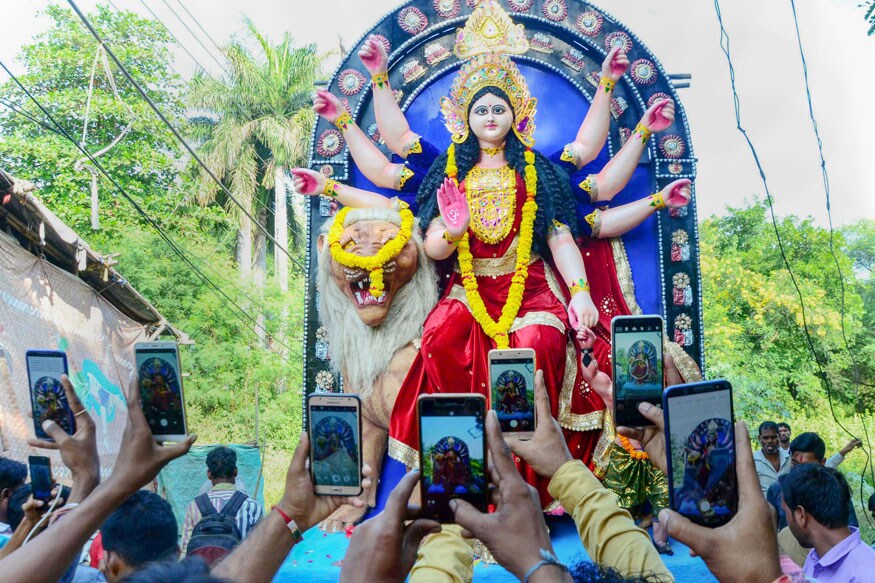 Navaratri 2018: People Gear Up to Celebrate Durga Puja Festival - News18