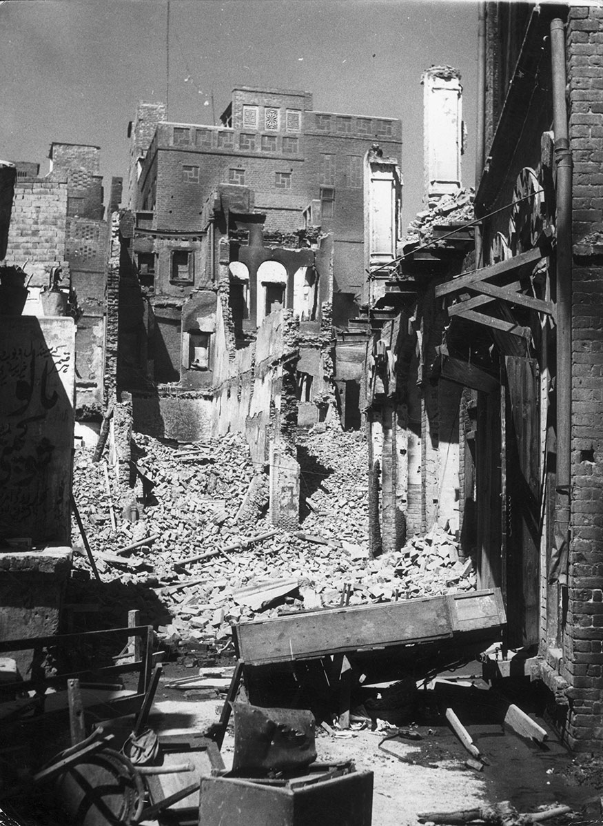 Rare Pictures Show The Horror of Deadliest Riots That Shattered Many ...