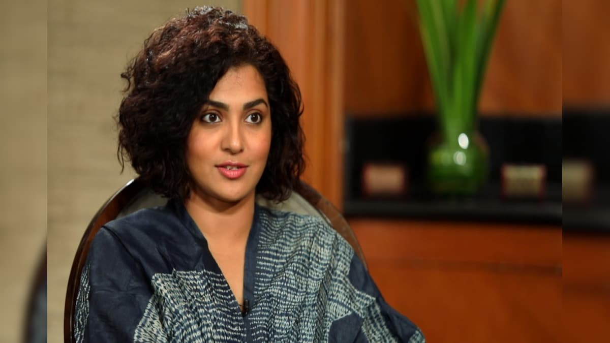 Happy Birthday Parvathy Thiruvothu: 5 Must-watch Films Of The Actress ...