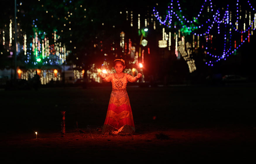 Pictures Show People Celebrating Diwali by Bursting Firecrackers ...