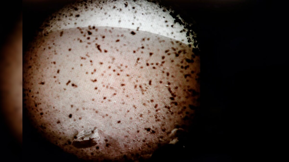 NASA Suggests Mars' Mega Dust Storms May Have Transported Its Water ...