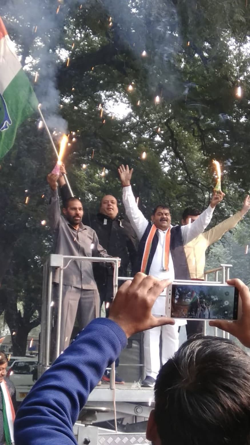 Congress Workers Celebrate Party's Poll Performance - News18