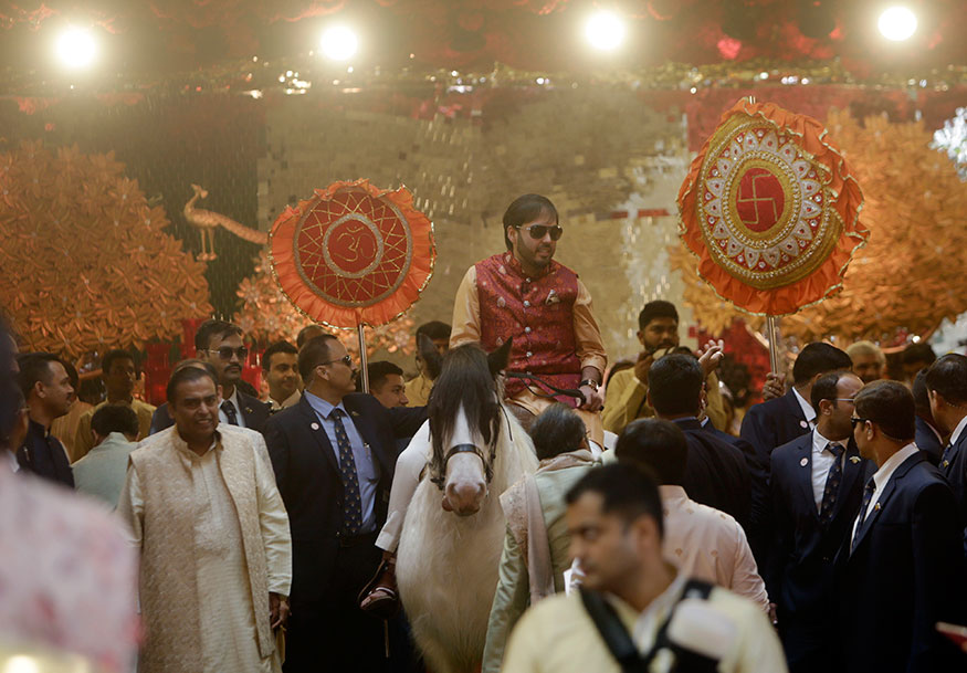Pictures From Isha Ambani & Anand Piramal's Royal Wedding - Photogallery