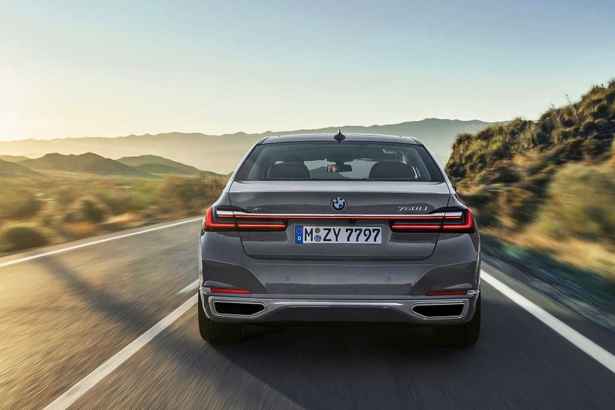 2020 BMW 7-Series Facelift Unveiled - Detailed Image Gallery - News18