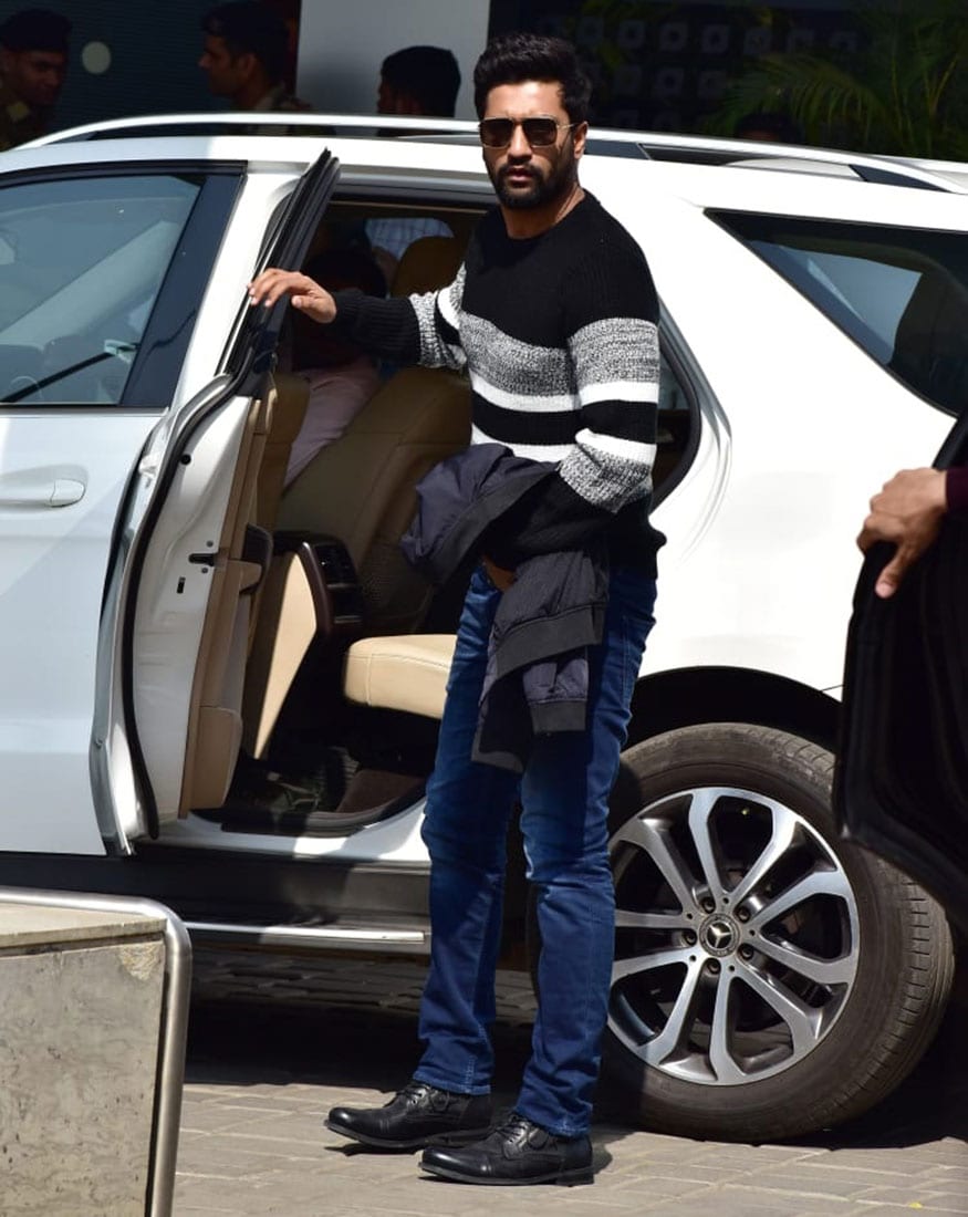 PM Narendra Modi Bonds With Bollywood's Young Icons; See Pics - News18