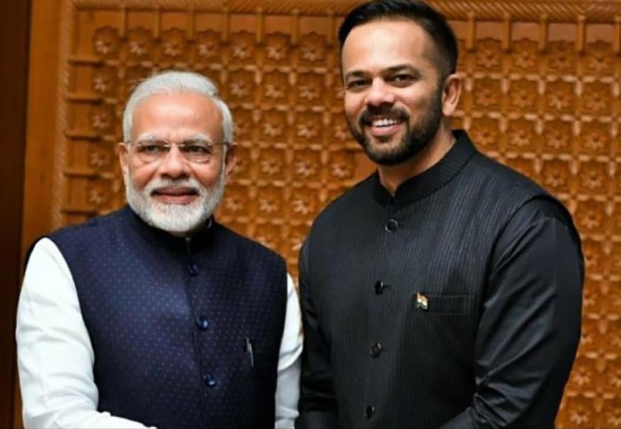 PM Narendra Modi Bonds With Bollywood's Young Icons; See Pics - News18