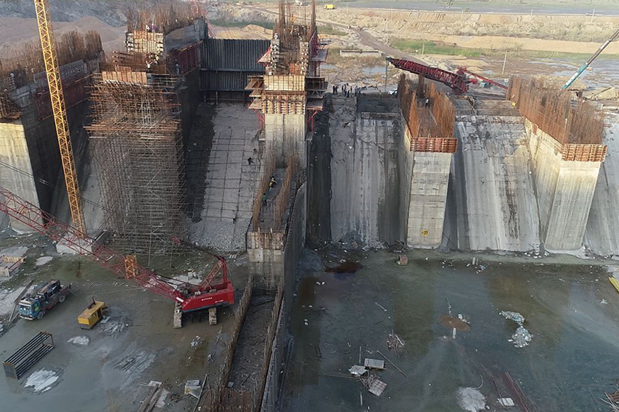 Polavaram Project in AP Sets World Record; Enters Guinness Book - News18