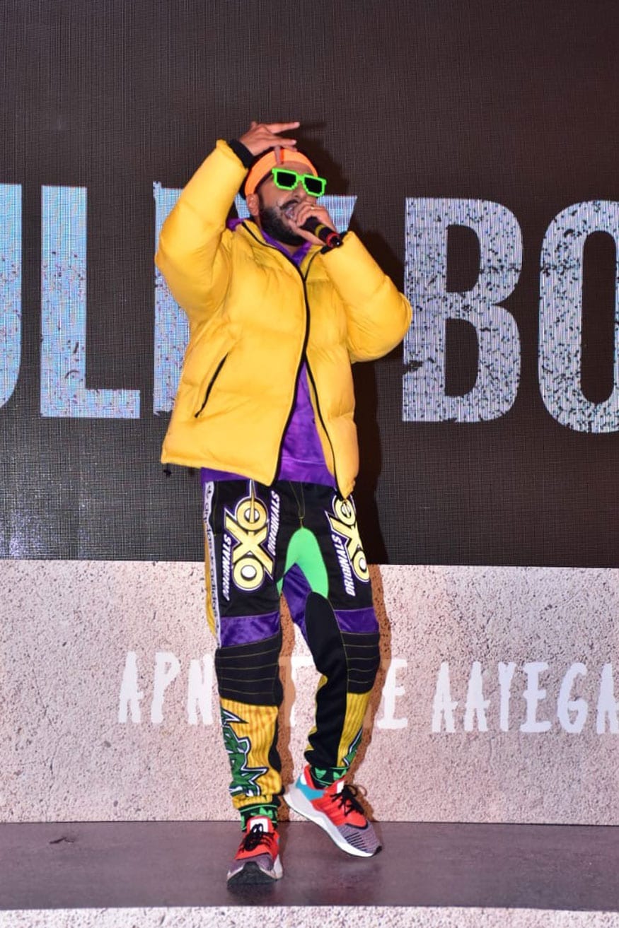 Ranveer Singh & Alia Bhatt Grace Gully Boy Trailer Launch - News18