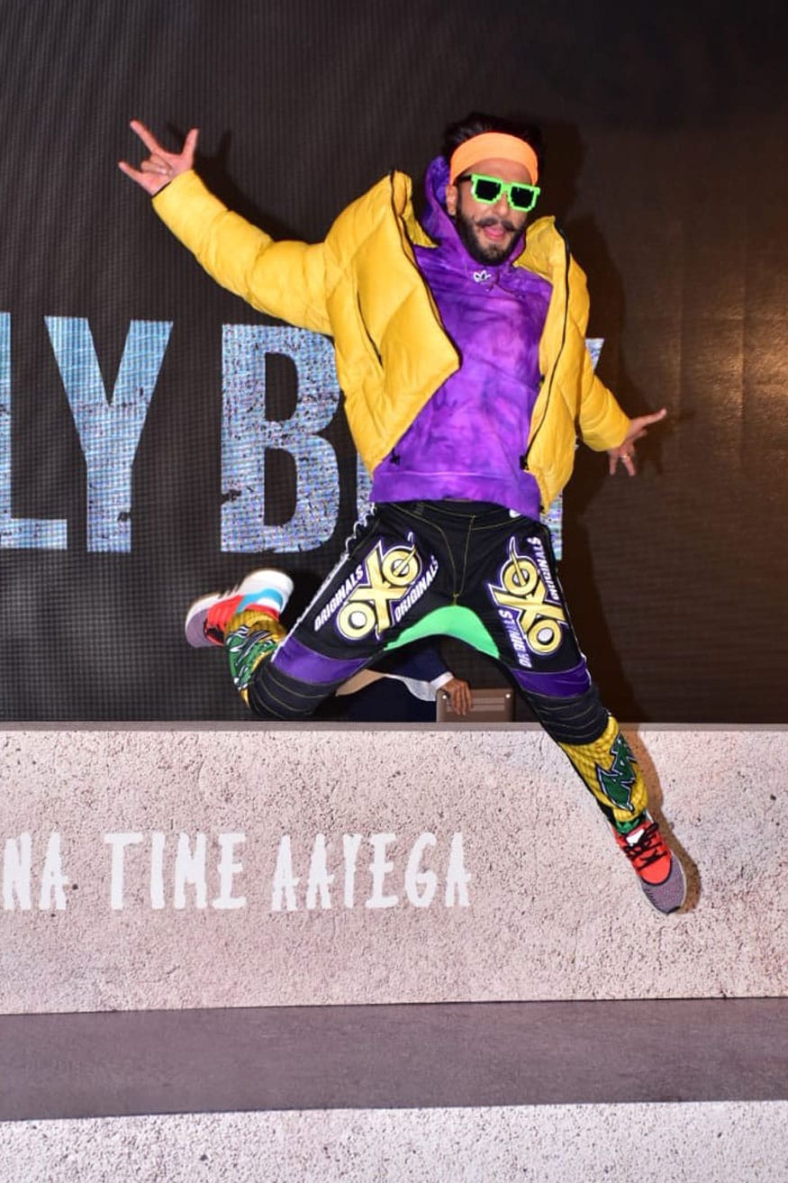 Ranveer Singh & Alia Bhatt Grace Gully Boy Trailer Launch - News18