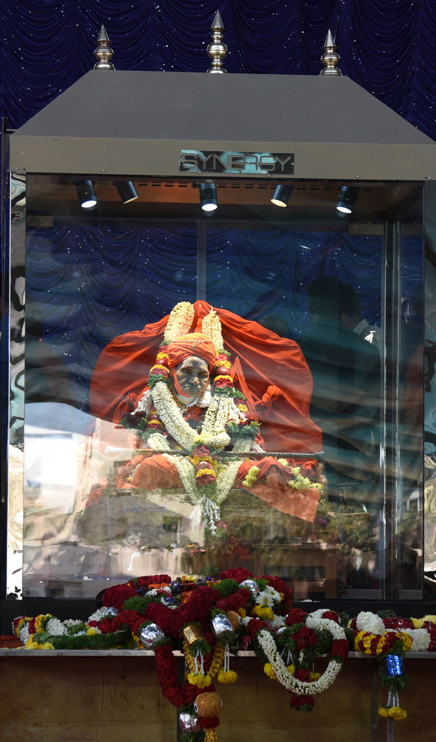 Shivakumara Swamiji's Last Rites: Devotees Pay Homage to 'Walking God'