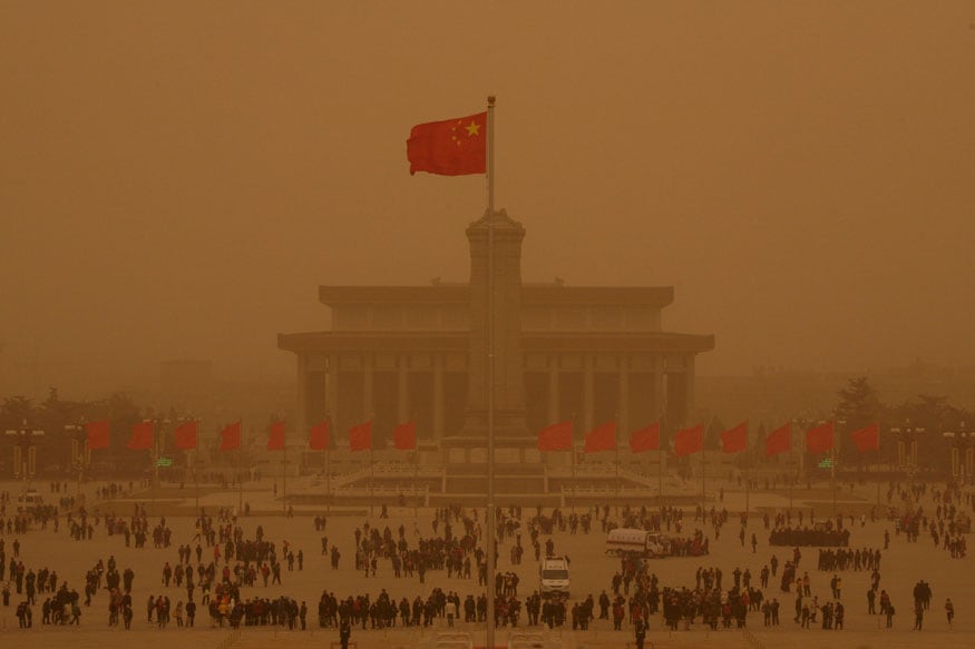 Photographers Around the World Captures Powerful Dust Storm - News18