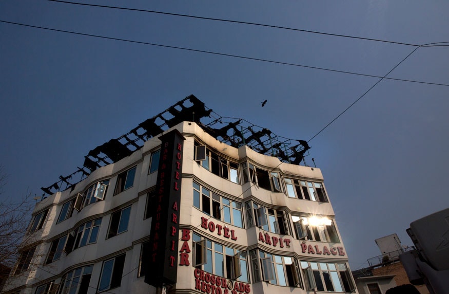Fire Breaks Out at Hotel Arpit Palace on Karol Bagh in Delhi - News18