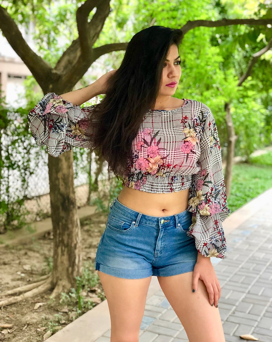 Glamorous Pictures of Punjabi Actress Geet Gambhir - News18