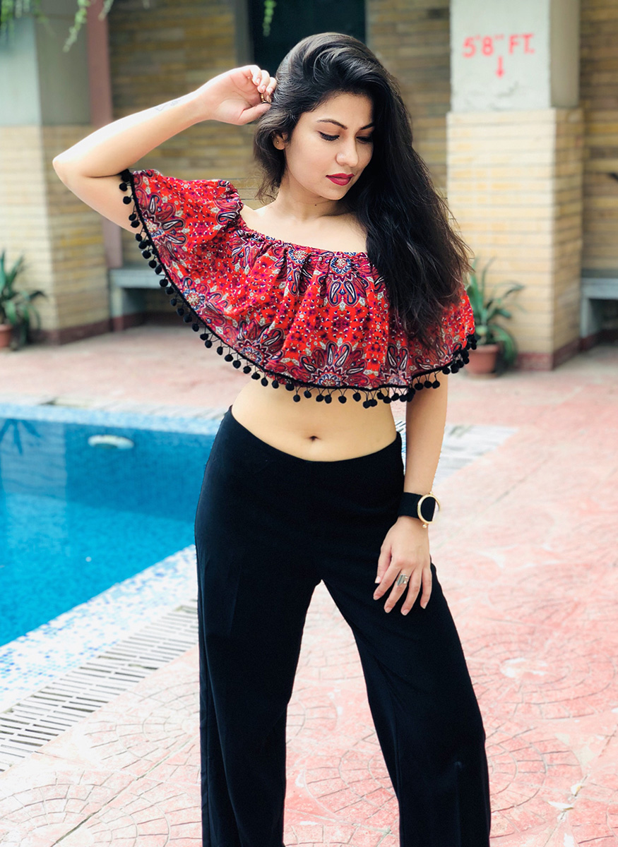 Glamorous Pictures of Punjabi Actress Geet Gambhir - News18