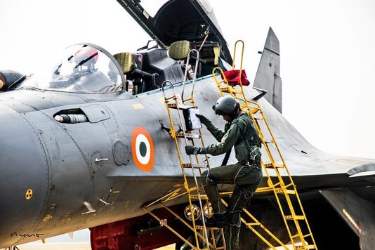 A Look at the Mighty Fighter Jet Fleet of the Indian Air Force: Rafale ...