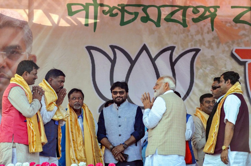 PM Modi Addresses 'Save Democracy' Rally in Durgapur - News18