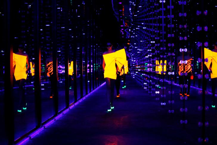 Saint Laurent's Neon Finale Turns Paris Fashion Week Runway into ...