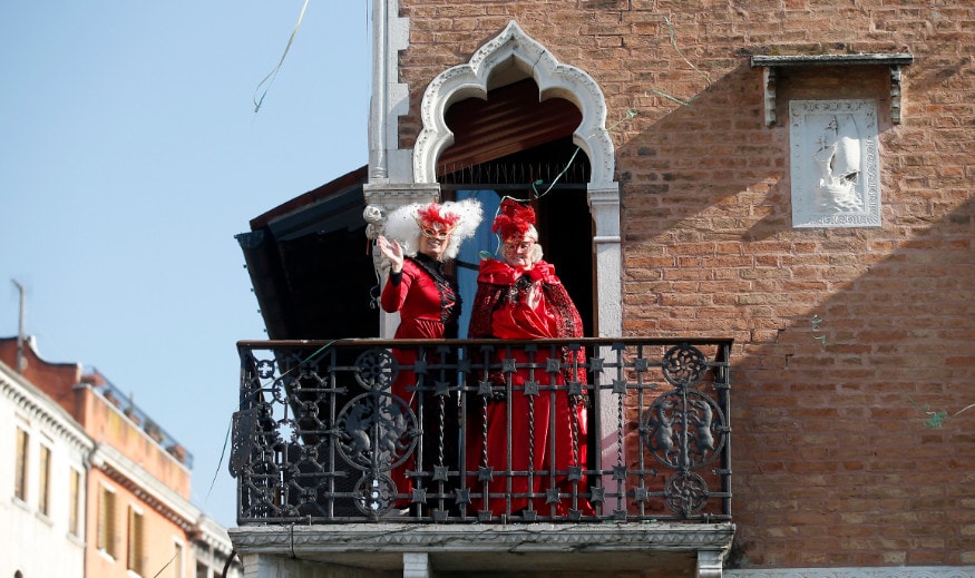Venice Carnival Kicks Off With Spectacular Gandola Parade - News18