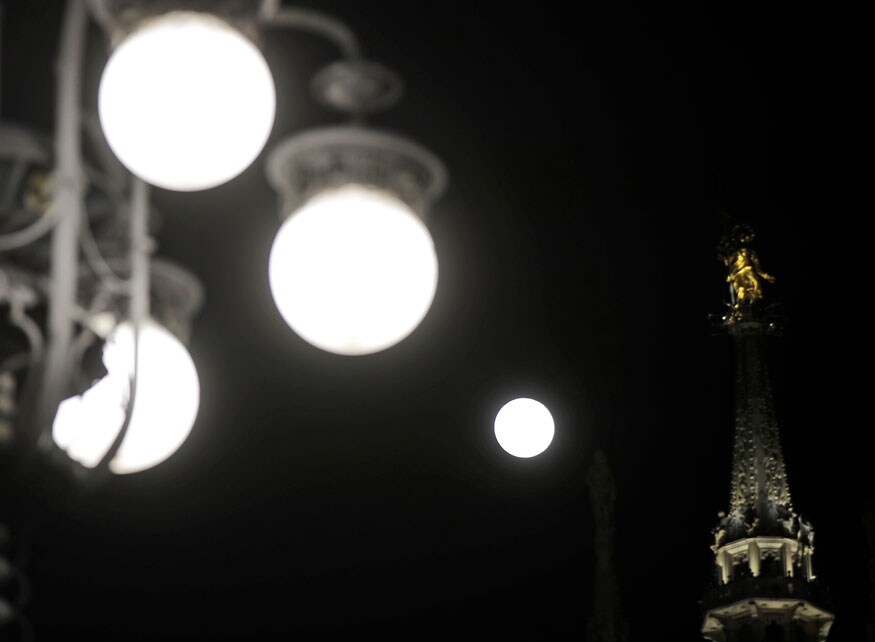 Super Snow Moon 2019: Spectacular Pictures Around the World - News18