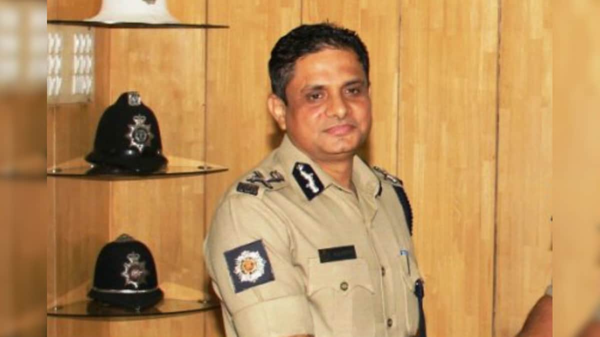 CBI Sends 'Documents' to Rajeev Kumar's Office Day After He Fails to ...