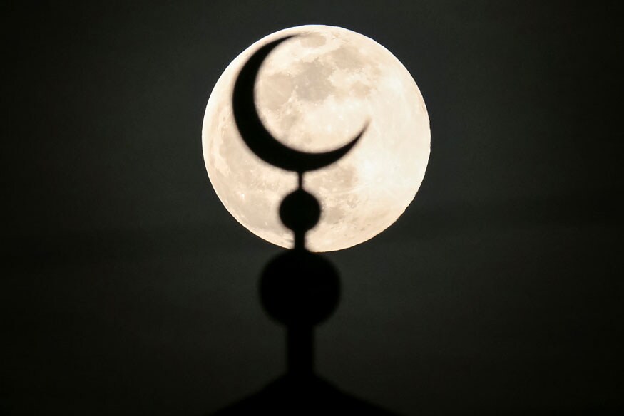 Super Snow Moon 2019: Spectacular Pictures Around the World - News18