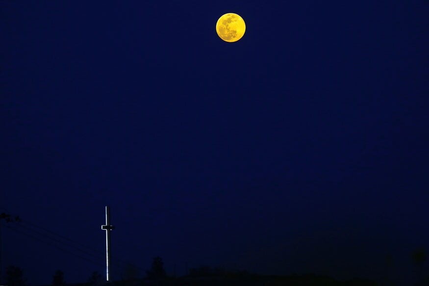 Super Snow Moon 2019: Spectacular Pictures Around the World - News18