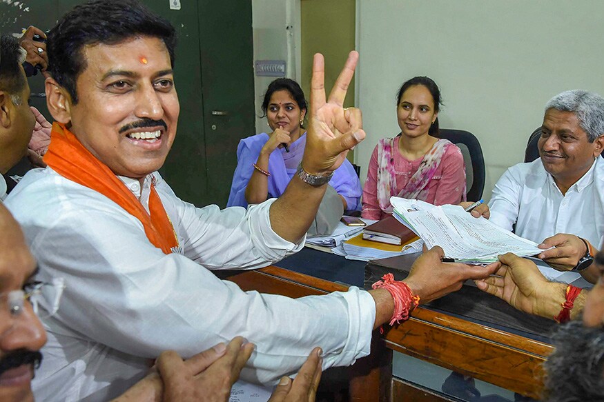 Lok Sabha Elections 2019: Politicians File Nomination Forms - News18