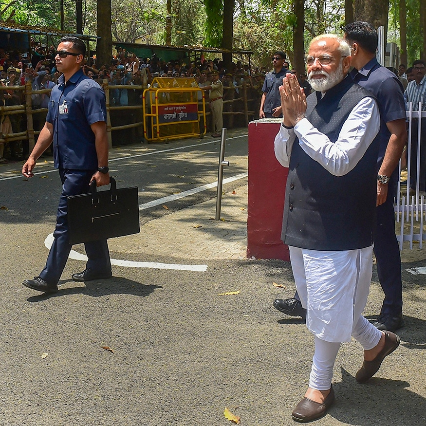 PM Modi Files Nomination in Varanasi, Shows Off NDA Strength - News18
