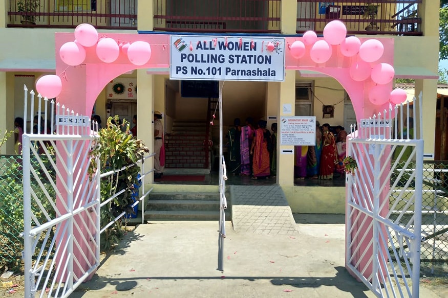 Lok Sabha Election 2019: Pictures From All Women Polling Booths - News18