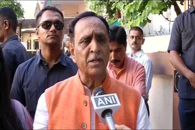 Gujarat Govt Transfers 24 IAS officers, Including Principal Secretary ...