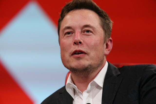 Elon Musk Becomes the Longest Serving CEO in Global Auto Industry - News18