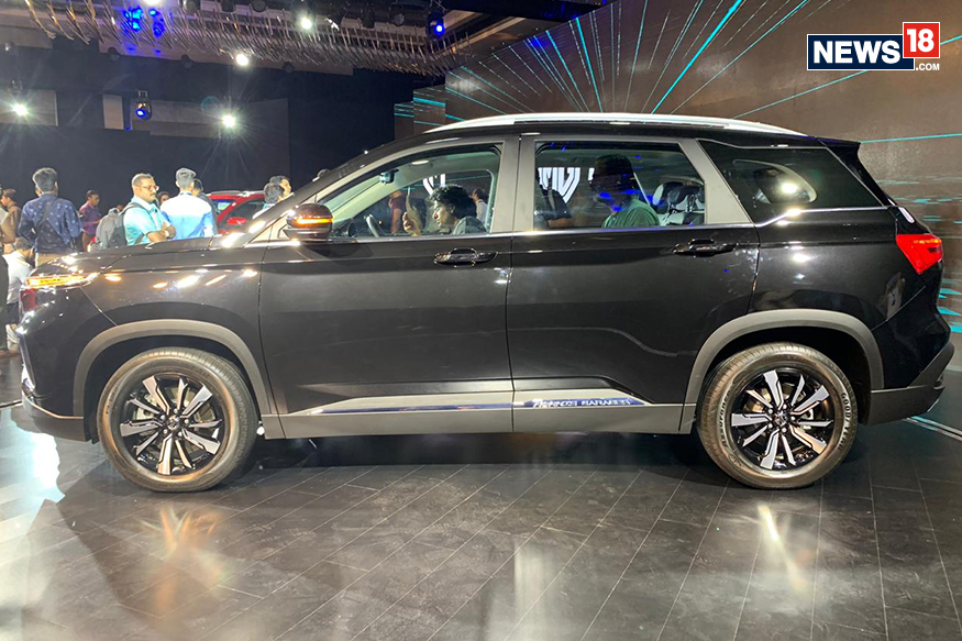 MG Hector SUV Unveiled, Looks Bold - See Pics - News18