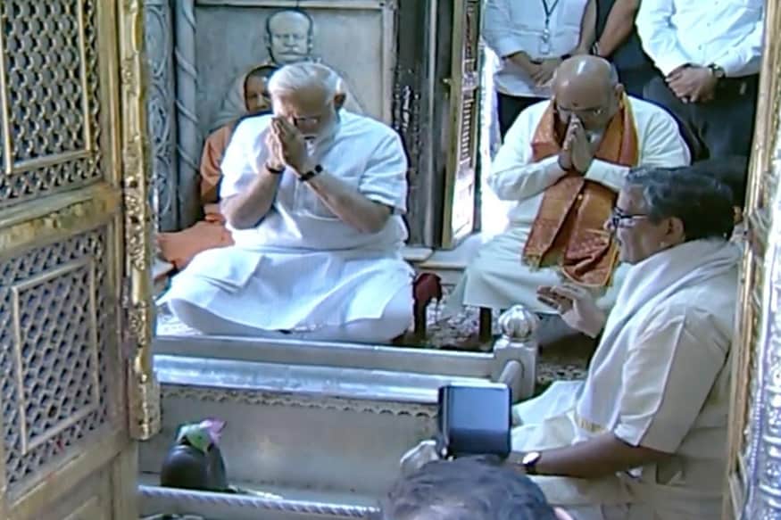 Pictures From PM Narendra Modi's Thanksgiving Visit in Varanasi - News18