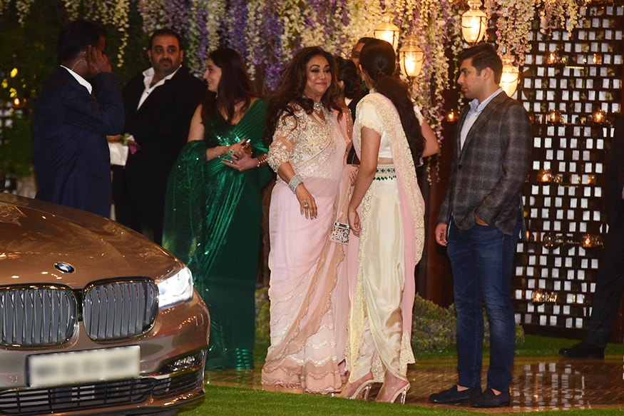 Bollywood Stars Grace Nayantara Kothari’s Pre-Wedding Party - News18