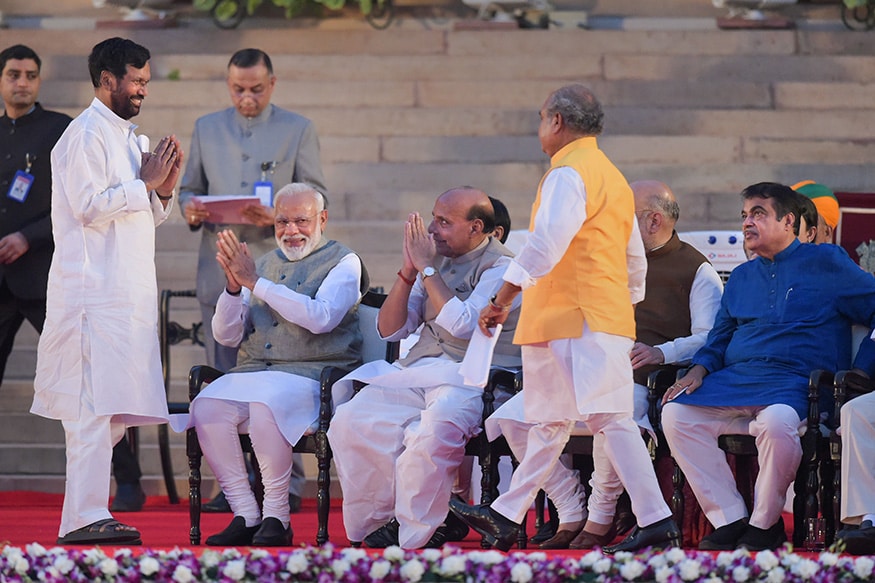 Pictures From Narendra Modi's Swearing-in Ceremony at Rashtrapati Bhavan - News18