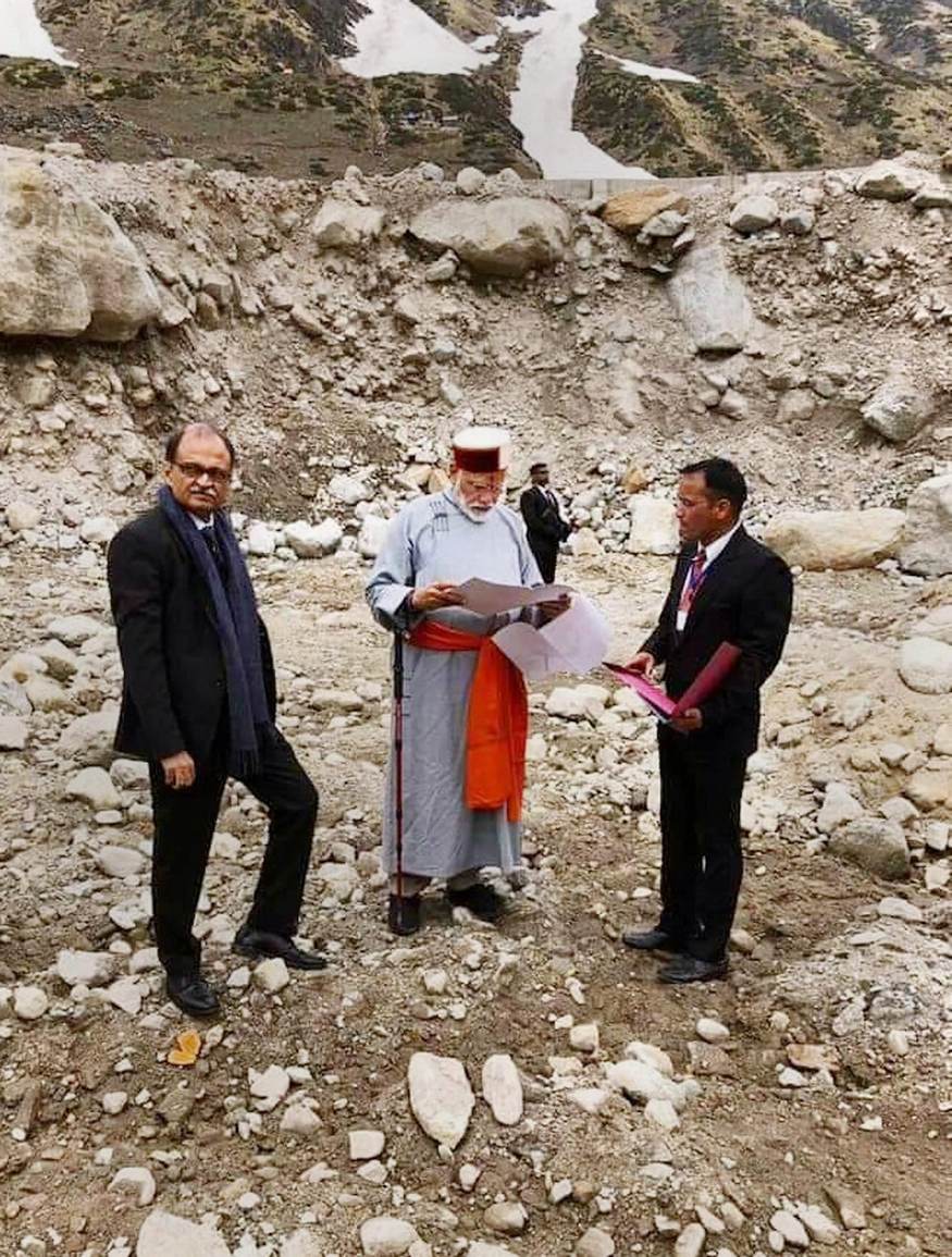 PM Narendra Modi Meditates in Kedarnath Cave; See Pictures
