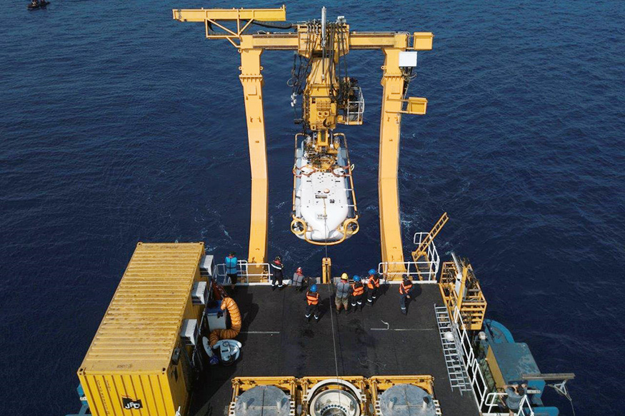 DSRV Successfully Undertakes Personnel Transfer from Submarine