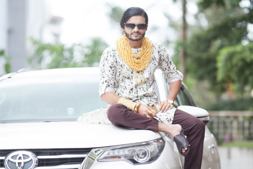 Move Over Bappi Lahiri, the New 'Gold Man' of India, Prashant Laxman is ...