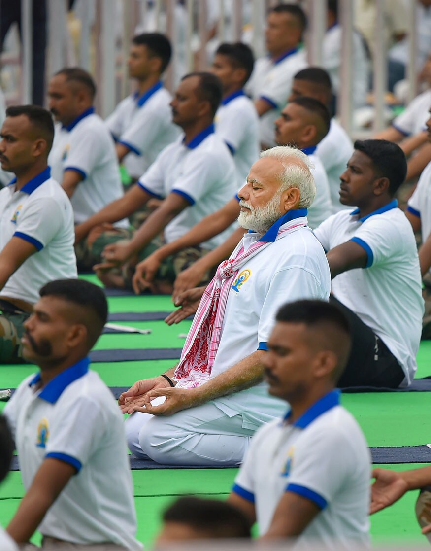 PM Modi Leads 5th International Yoga Day Celebrations; See Pics - News18